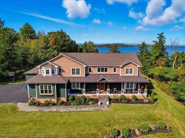 house with 4 bedroom, Colchester VT DS102586671