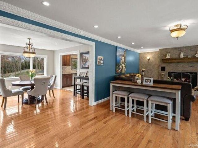 house with 4 bedroom, Cold Spring Harbor NY DS103627207