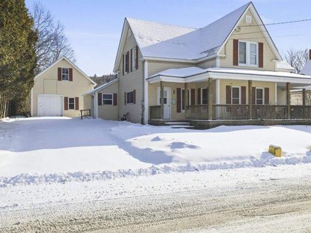house with 4 bedroom, Colebrook NH DLS102728679