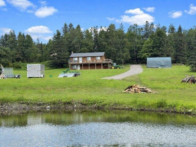 house with 4 bedroom, Colebrook NH ES104760091