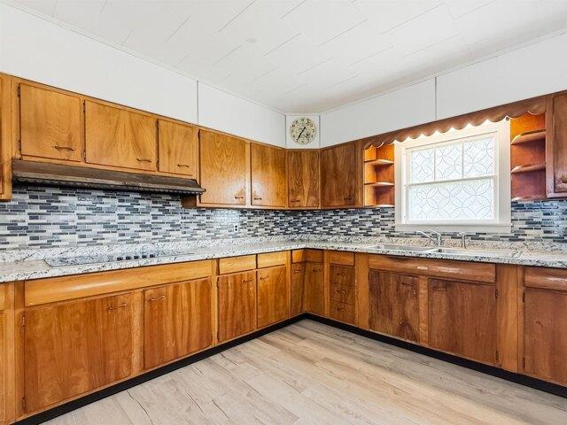 house with 4 bedroom, Colebrook NH ES104112487