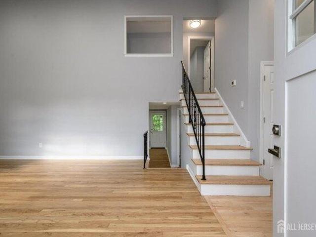 house with 4 bedroom, Colonia NJ ES105123418