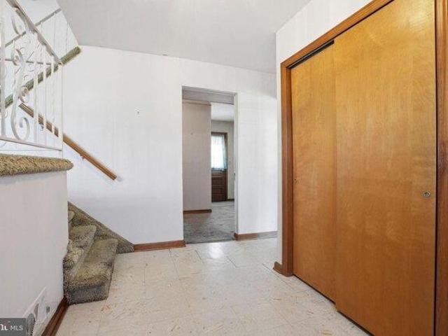 house with 4 bedroom, Colonia NJ ES105172562