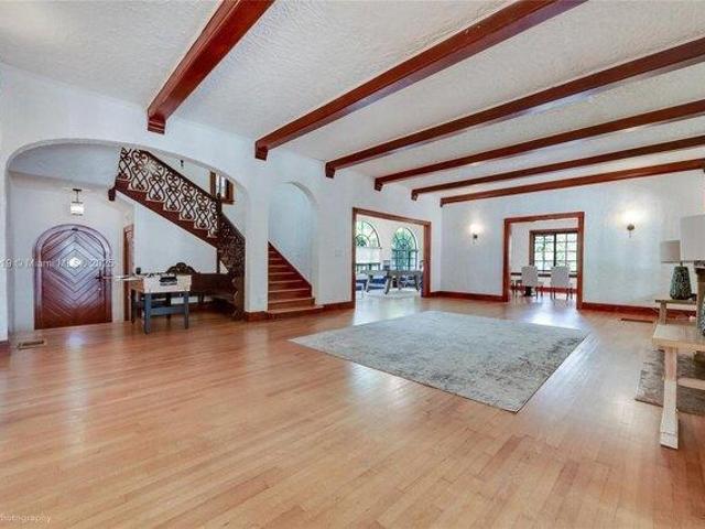 house with 4 bedroom, Coral Gables FL DLS91902896