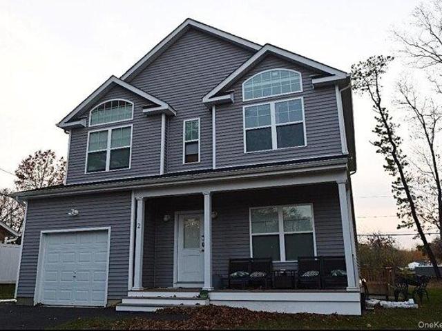house with 4 bedroom, Coram NY DS103621516
