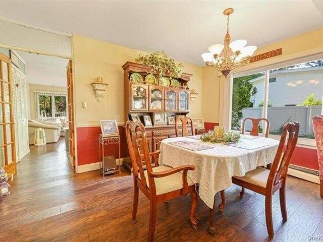 house with 4 bedroom, Coram NY DS103625476