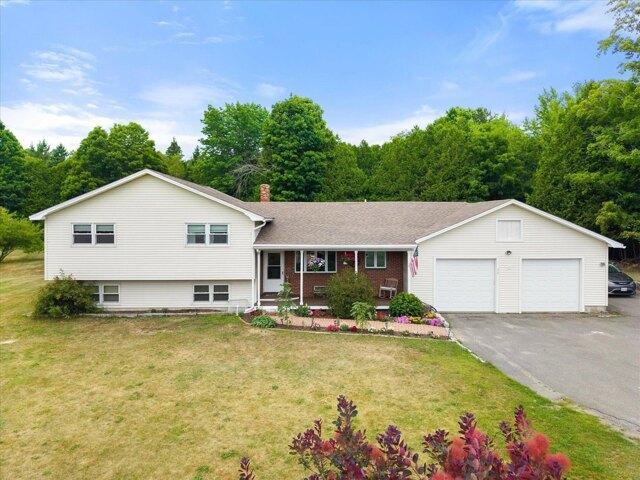 house with 4 bedroom, Corinth ME ES105158470