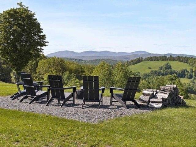 house with 4 bedroom, Corinth VT ES104332898