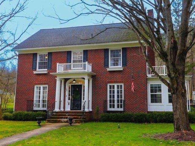 house with 4 bedroom, Corning NY DLS89460361