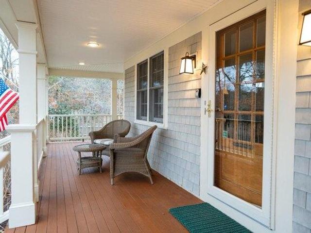 house with 4 bedroom, Cotuit MA DLS102026125