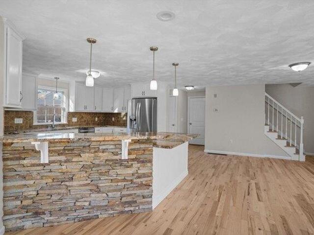 house with 4 bedroom, Coventry RI DS102528570