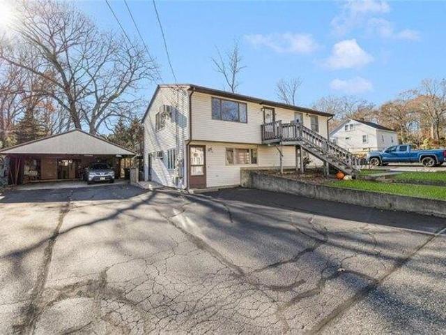 house with 4 bedroom, Coventry RI ES103251319