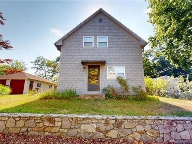 house with 4 bedroom, Coventry RI ES104151756