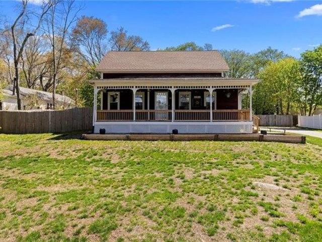 house with 4 bedroom, Coventry RI ES105096287