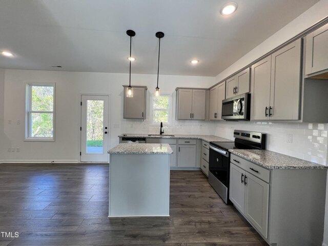 house with 4 bedroom, Clayton NC DS88199554