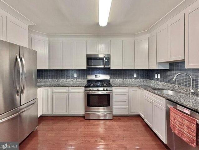 house with 4 bedroom, Clayton NJ ES105175510