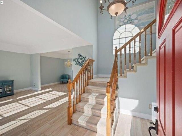 house with 4 bedroom, Clackamas OR ES103501524