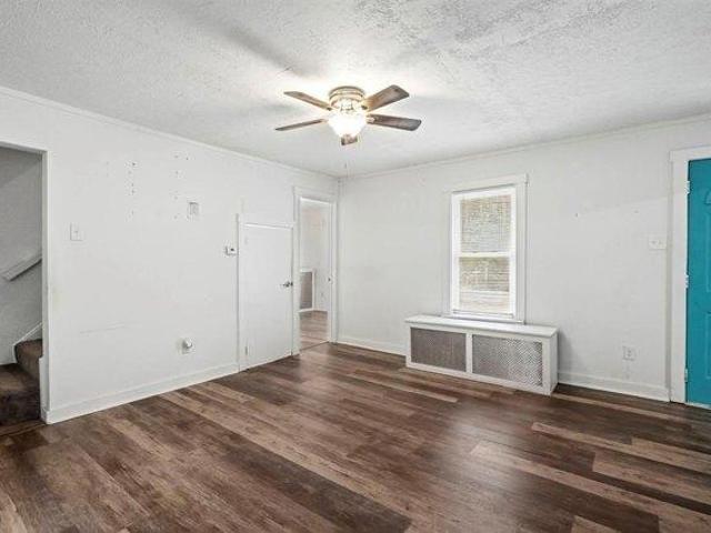 house with 4 bedroom, Clairton PA ES103627501
