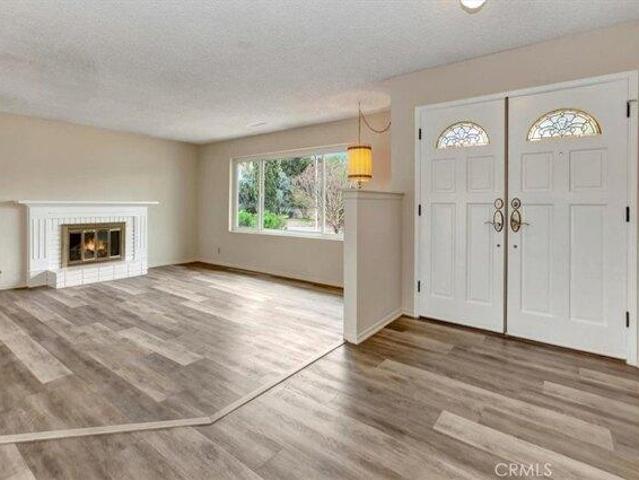 house with 4 bedroom, Claremont CA DS89085351