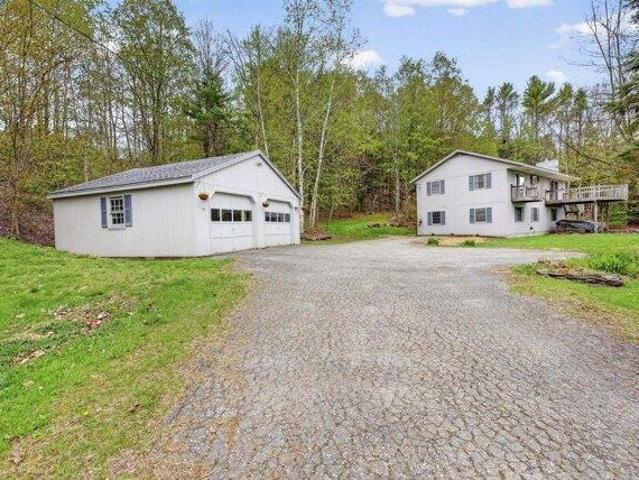 house with 4 bedroom, Claremont NH DS102443001