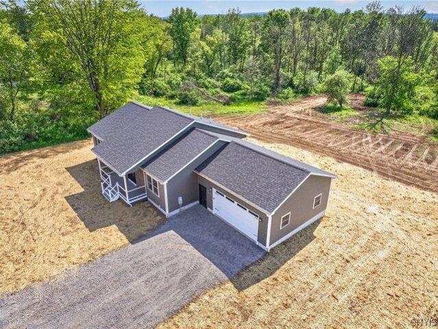 house with 4 bedroom, Clark Mills NY ES103621182