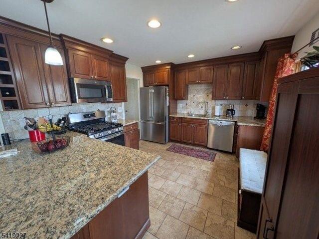 house with 4 bedroom, Clark NJ DLS102064066