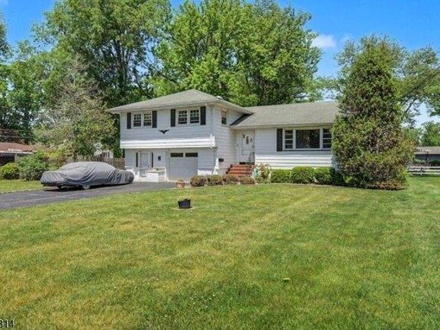 house with 4 bedroom, Clark NJ DS103124919