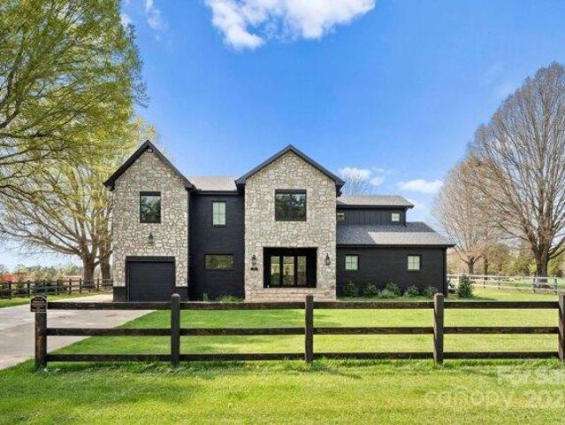 house with 4 bedroom, Cleveland NC ES103601296