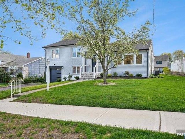 house with 4 bedroom, Clifton NJ DLS102028848