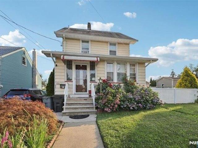 house with 4 bedroom, Clifton NJ DS104111835