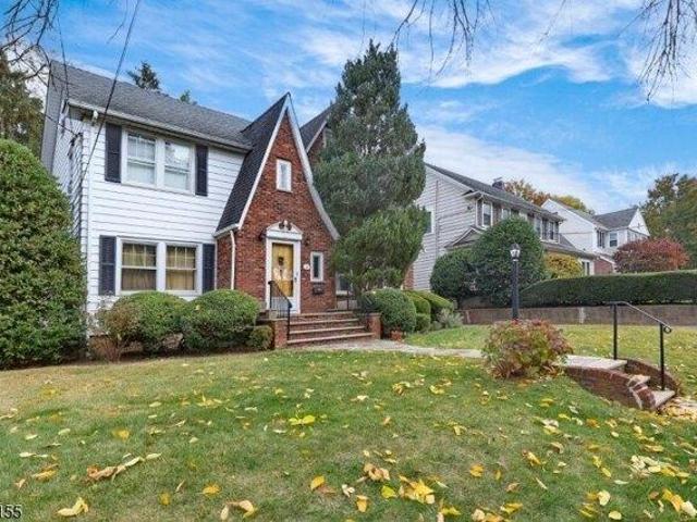 house with 4 bedroom, Clifton NJ ES104299693