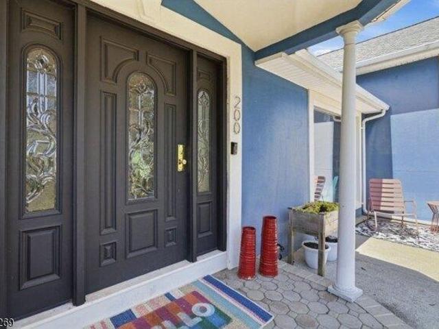house with 4 bedroom, Clifton NJ ES104608331
