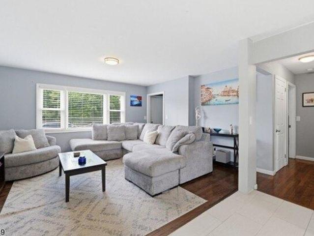 house with 4 bedroom, Clifton NJ ES104870260