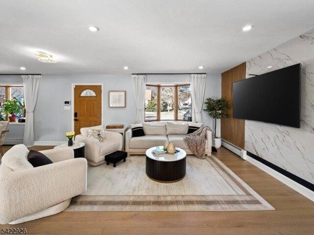 house with 4 bedroom, Clifton NJ ES103664578