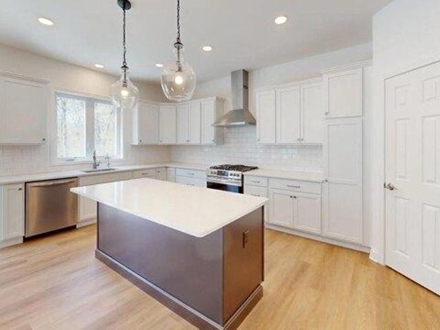 house with 4 bedroom, Clifton Park NY DS103605413