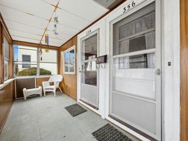 house with 4 bedroom, Clinton MA DLS102671033