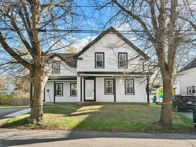 house with 4 bedroom, Clinton MA DLS103016731