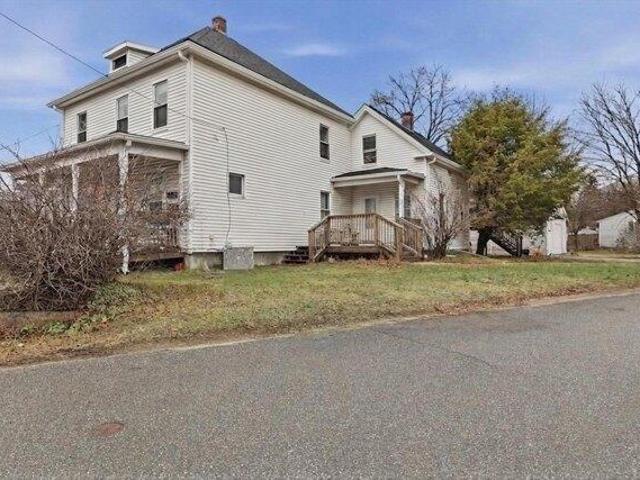 house with 4 bedroom, Clinton MA ES103250578