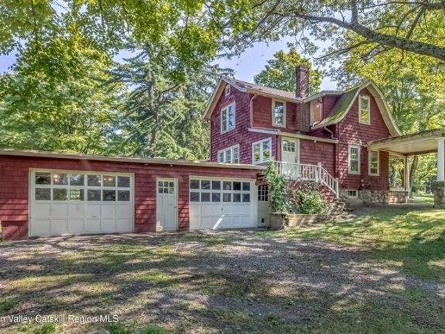 house with 4 bedroom, Cragsmoor NY ES103602536