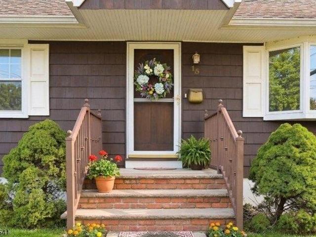 house with 4 bedroom, Cranford NJ DS102216553