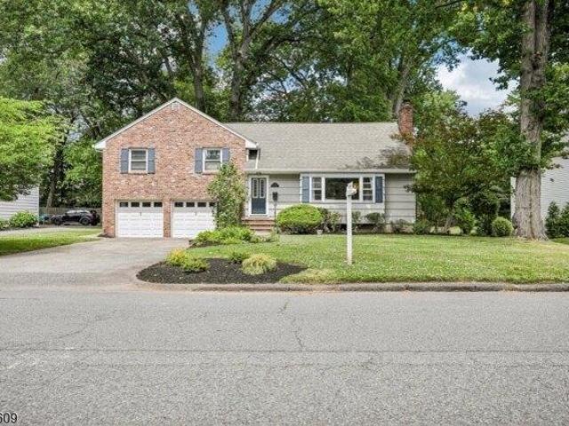 house with 4 bedroom, Cranford NJ DS103623802