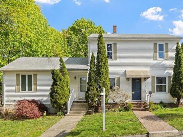 house with 4 bedroom, Cranston RI DLS103034638