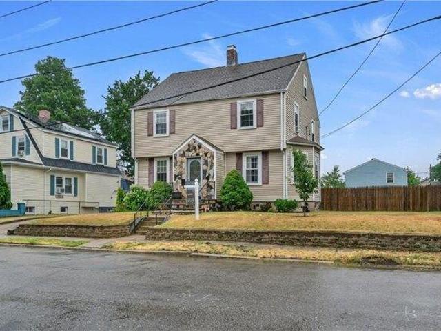 house with 4 bedroom, Cranston RI DS104191465