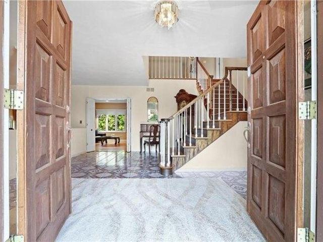 house with 4 bedroom, Cranston RI DS104114991