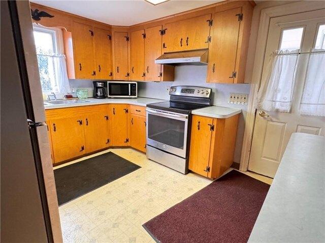 house with 4 bedroom, Cranston RI ES103100525