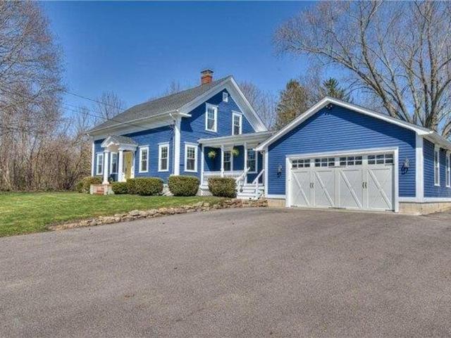 house with 4 bedroom, Cranston RI ES104479933