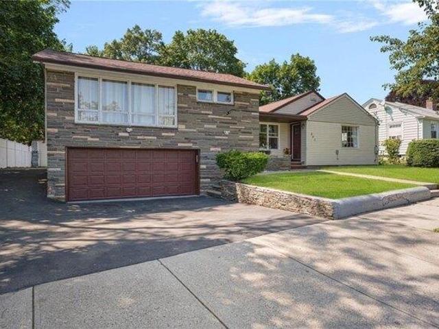 house with 4 bedroom, Cranston RI ES105079824