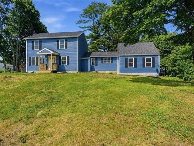 house with 4 bedroom, Cranston RI ES105080390