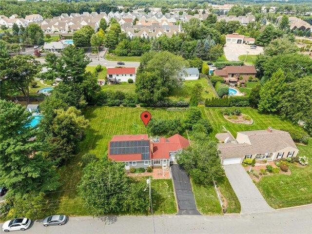 house with 4 bedroom, Cranston RI ES105140778
