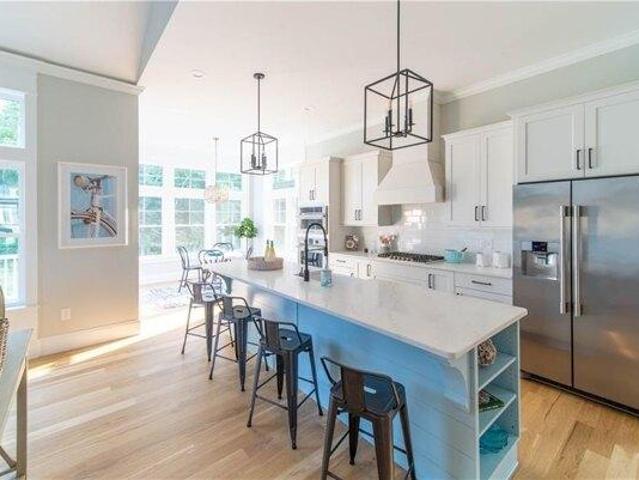 house with 4 bedroom, Cranston RI ES105204981